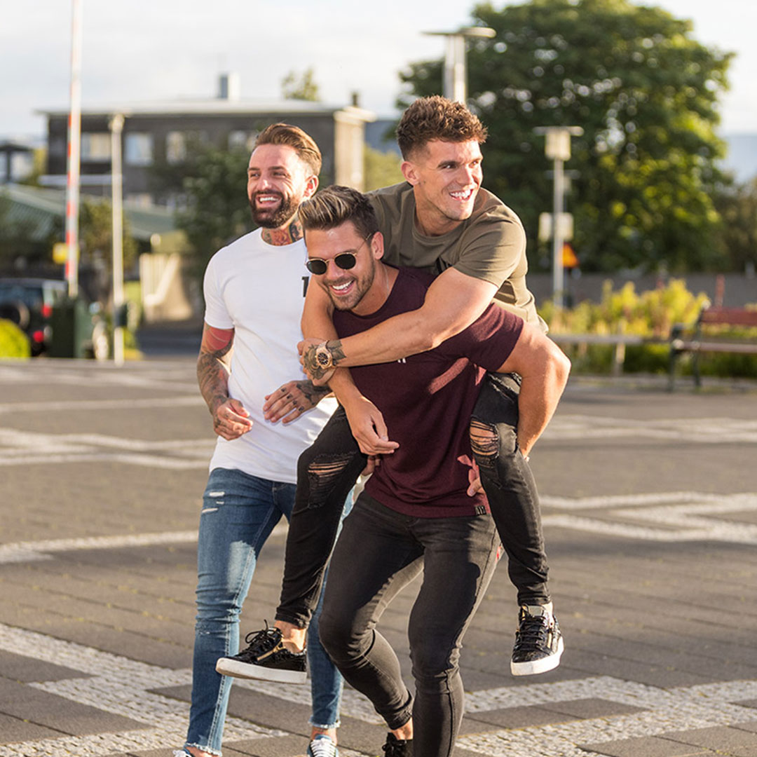 AW Iceland Campaign - Droll